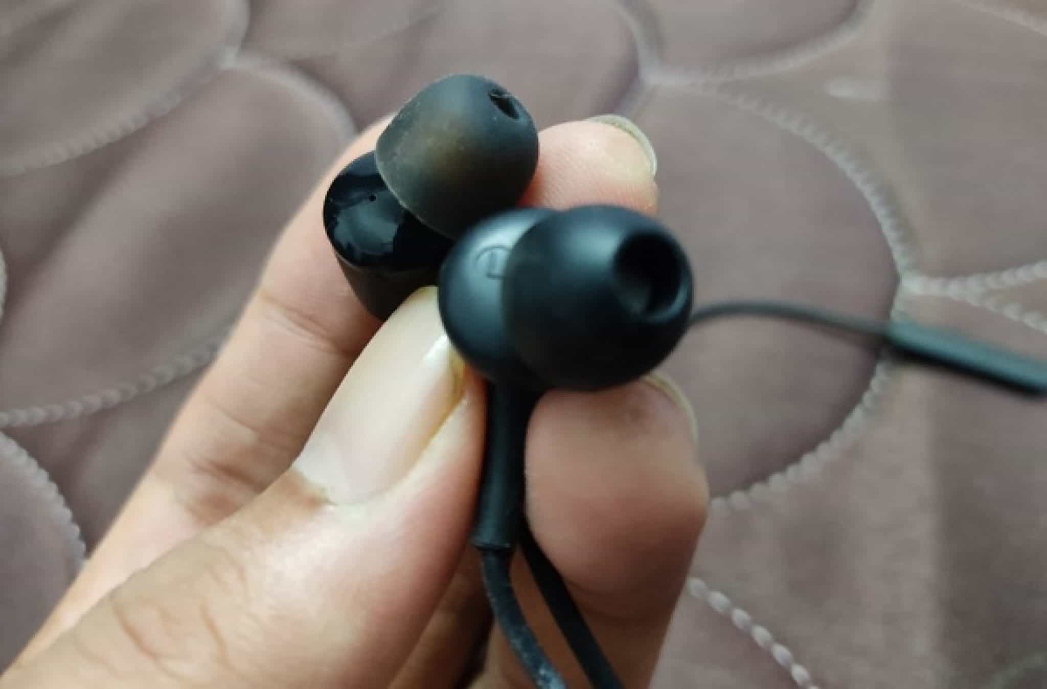 Mi Dual Driver Earphones Review – Shubz