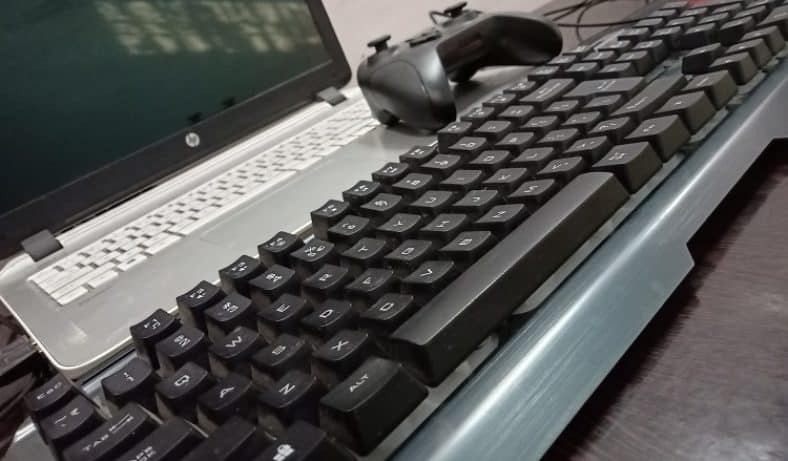 Zebronics Transformer Gaming Keyboard Review: A sturdy budget Combo – Shubz